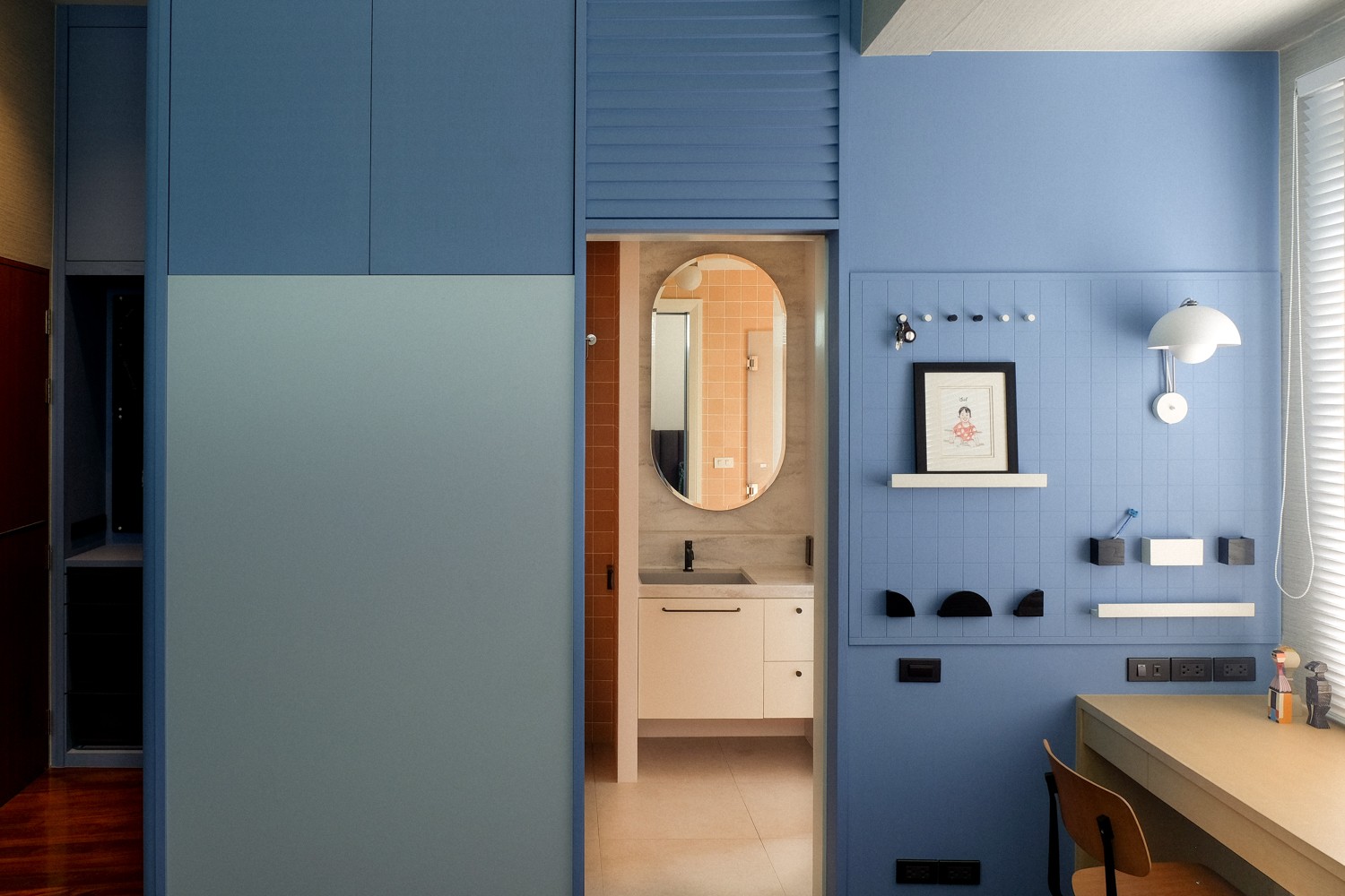 INTERIOR: OUI'S GUEST SUITE - Studio Aeroplane Co., Ltd.